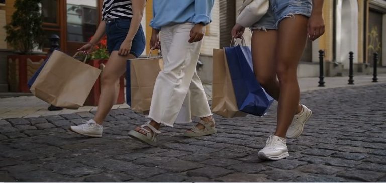 Feet Fellow | Talk the Walk