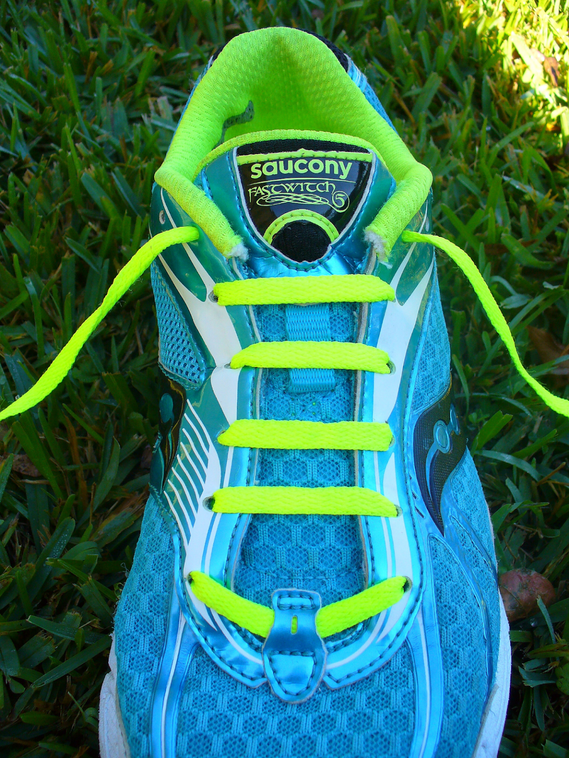 How To Lace On Cloud Shoes: Different Lacing Techniques