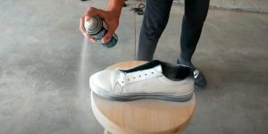 Can You Spray Paint Shoes? [Step By Step Guidance]